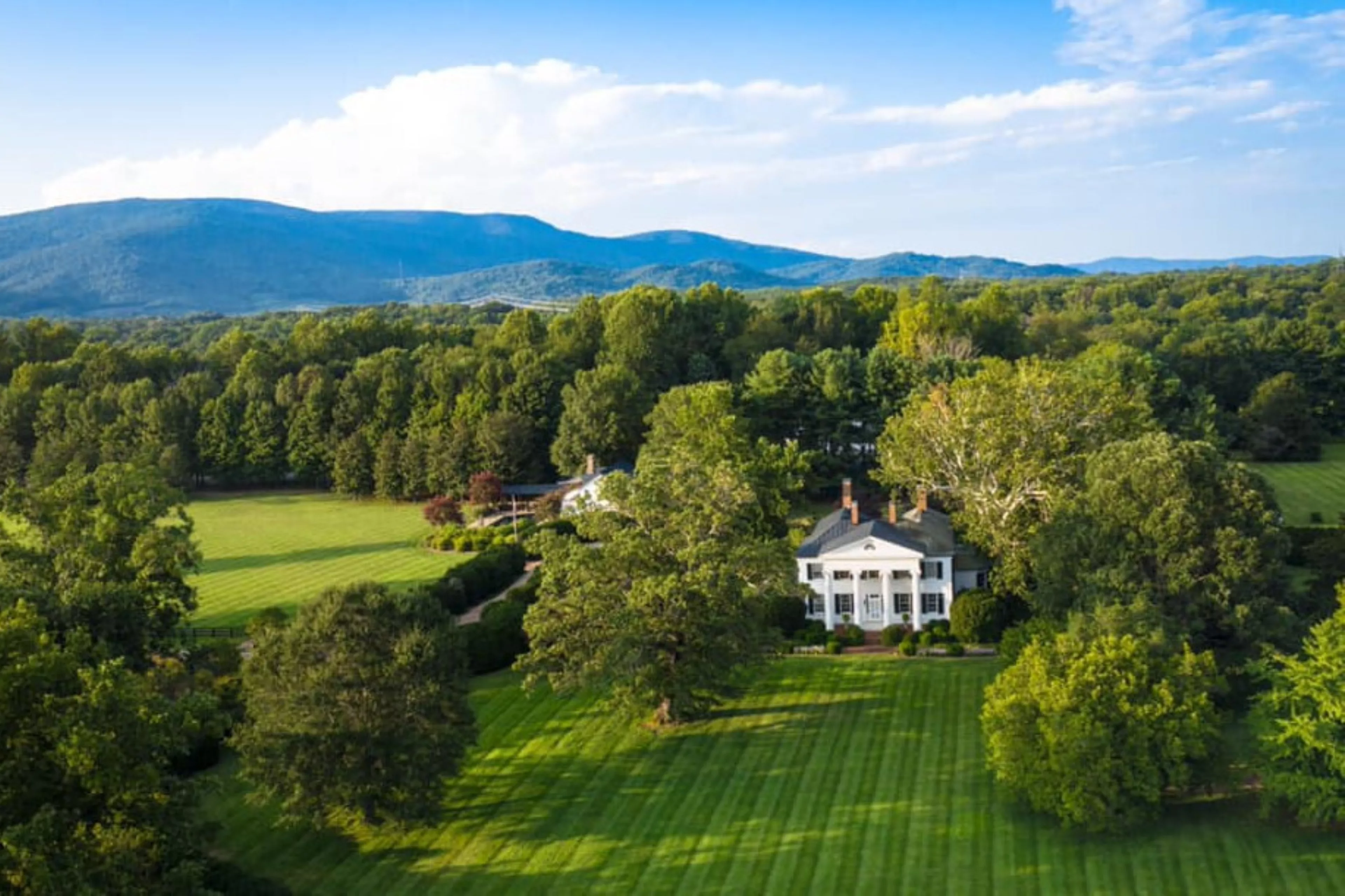 Septenary Winery at Seven Oaks Farm